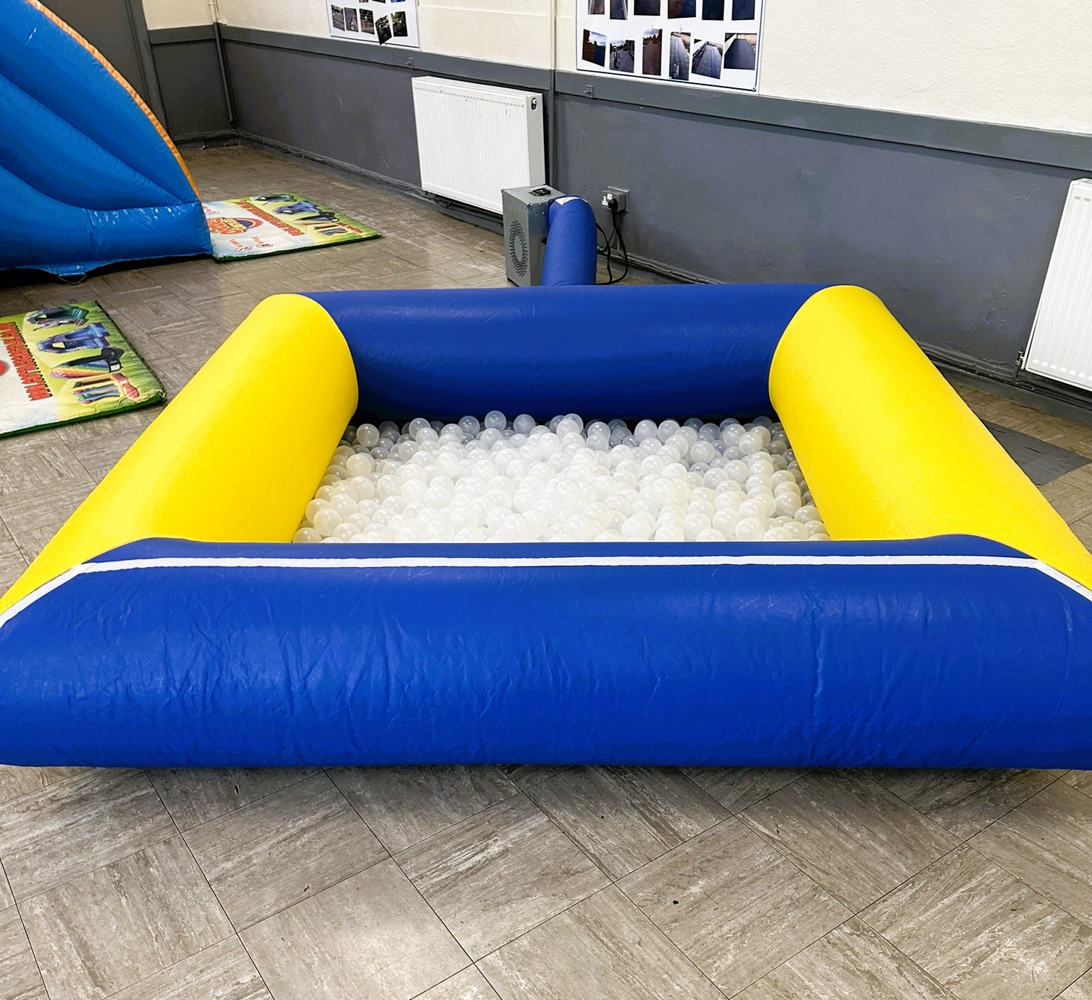 Yellow & Blue Ball Pit Hire | Romford, Hornchurch & Dagenham