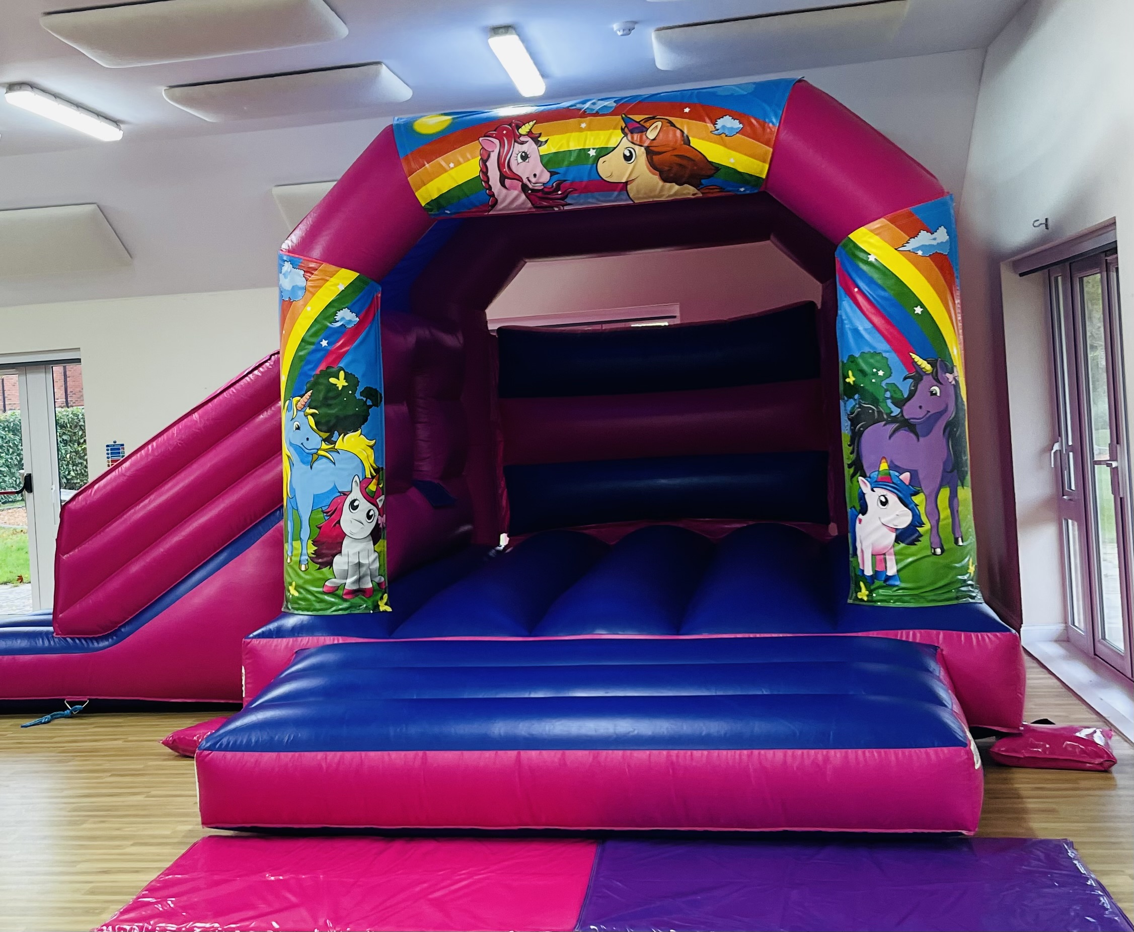Comby Bouncy Castles in Bicester | Fun with Slides for Any Event