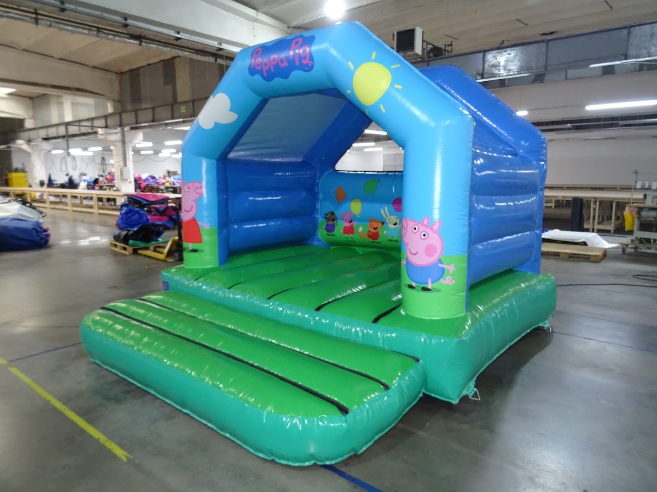 Peppa Pig Bouncy Castle - Bouncy Castle, Party Hire, Bucking Bronco in ...