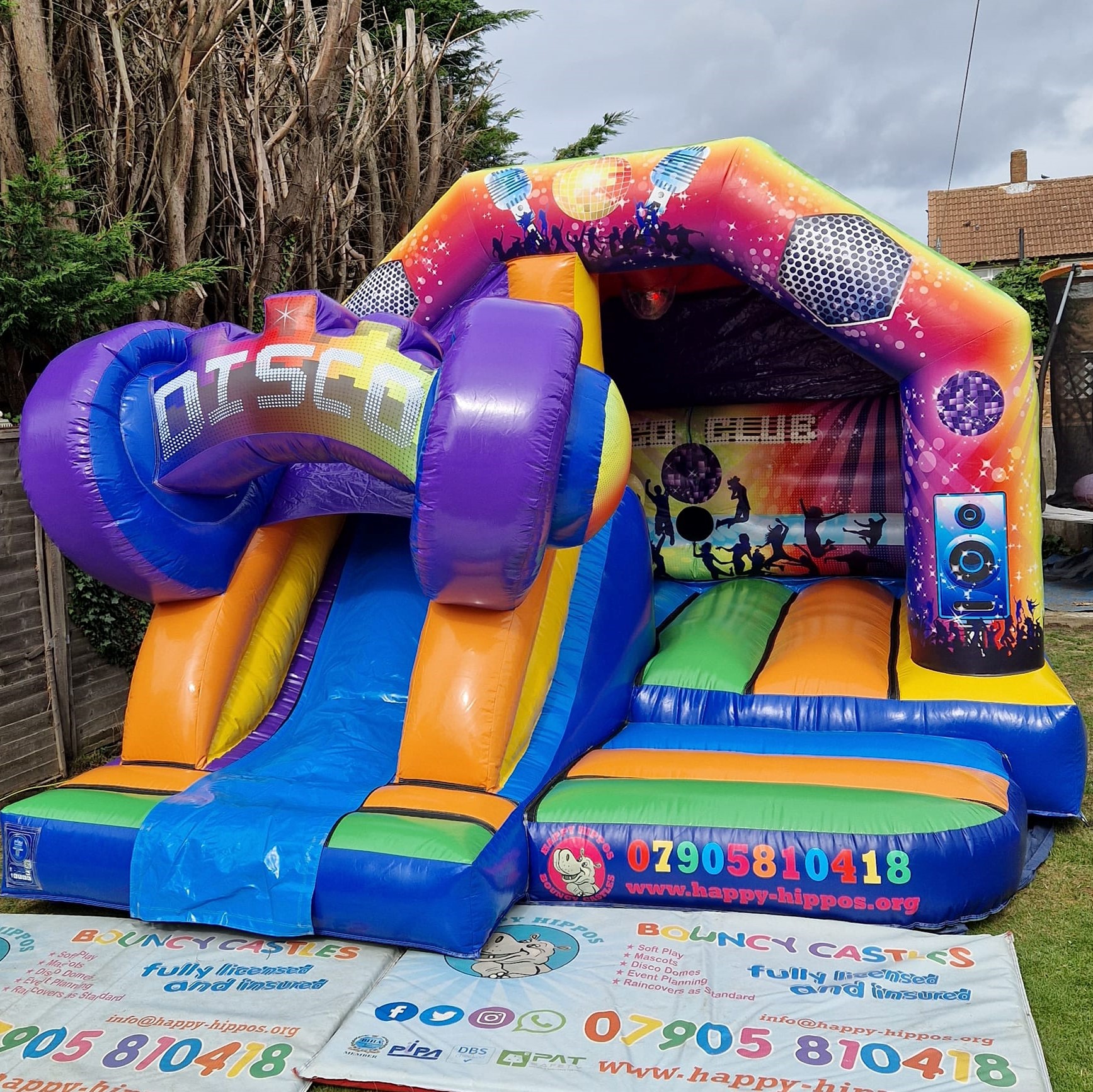 Bouncy Castles with Slide - Bouncy Castle Hire in London | Happy Hippos ...