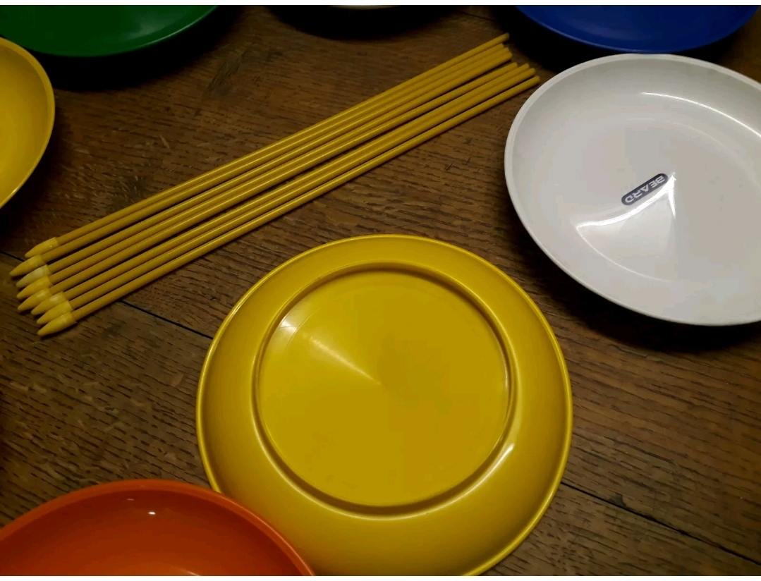 Circus Spinning Plates. Set of 8 with Sticks. - Bouncy Castle Hire in ...