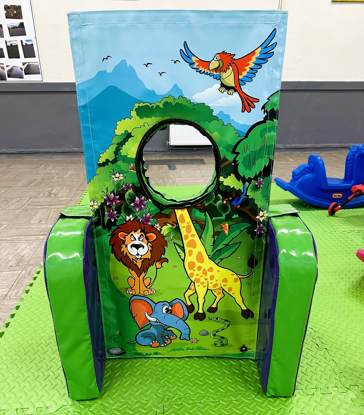 Jungle Parties | Bouncy Castle Hire | Essex & East London