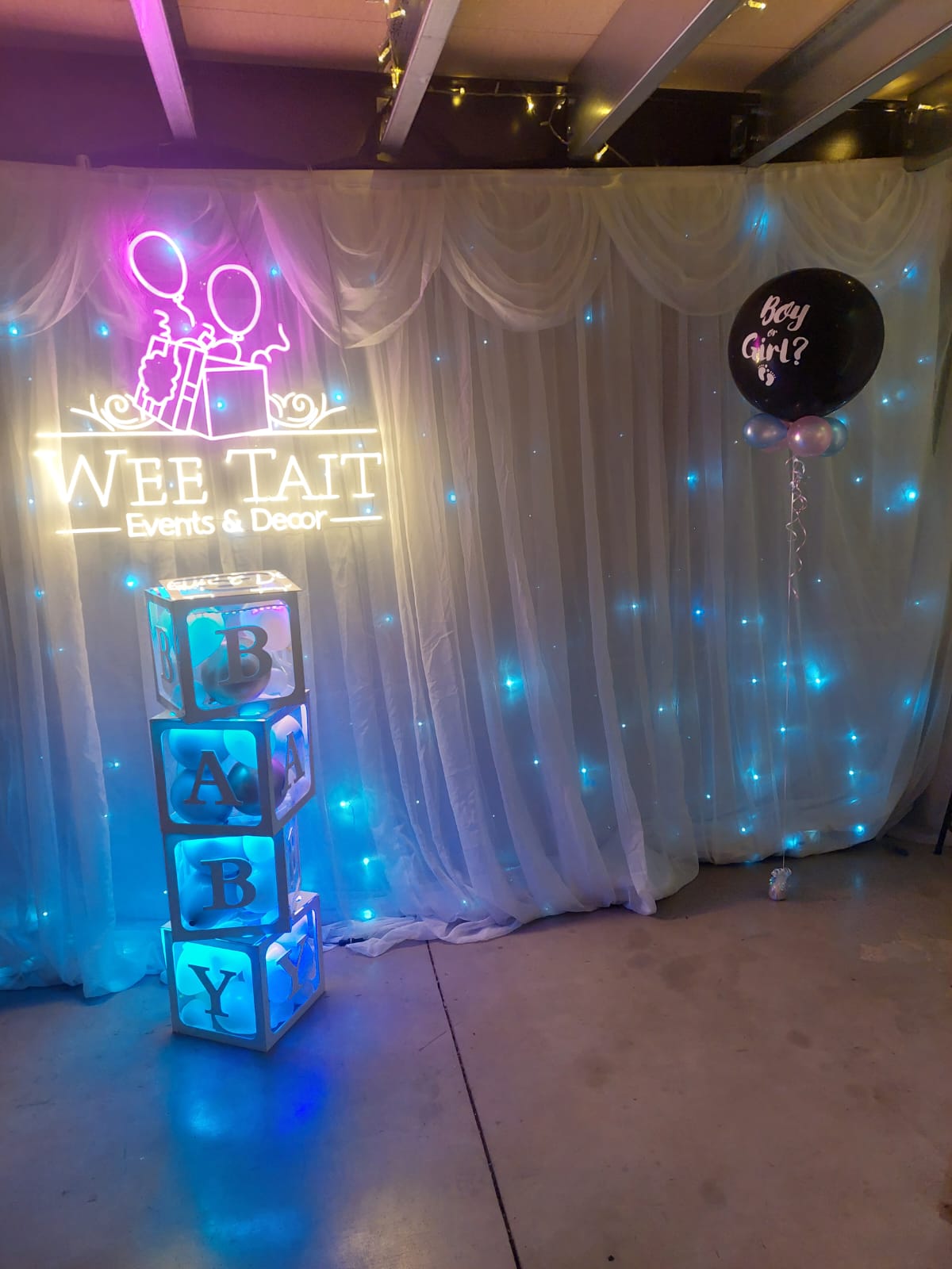 Balloons & Backdrops - Entertainment Hire in City Of Glasgow | Wee Tait Entertainment