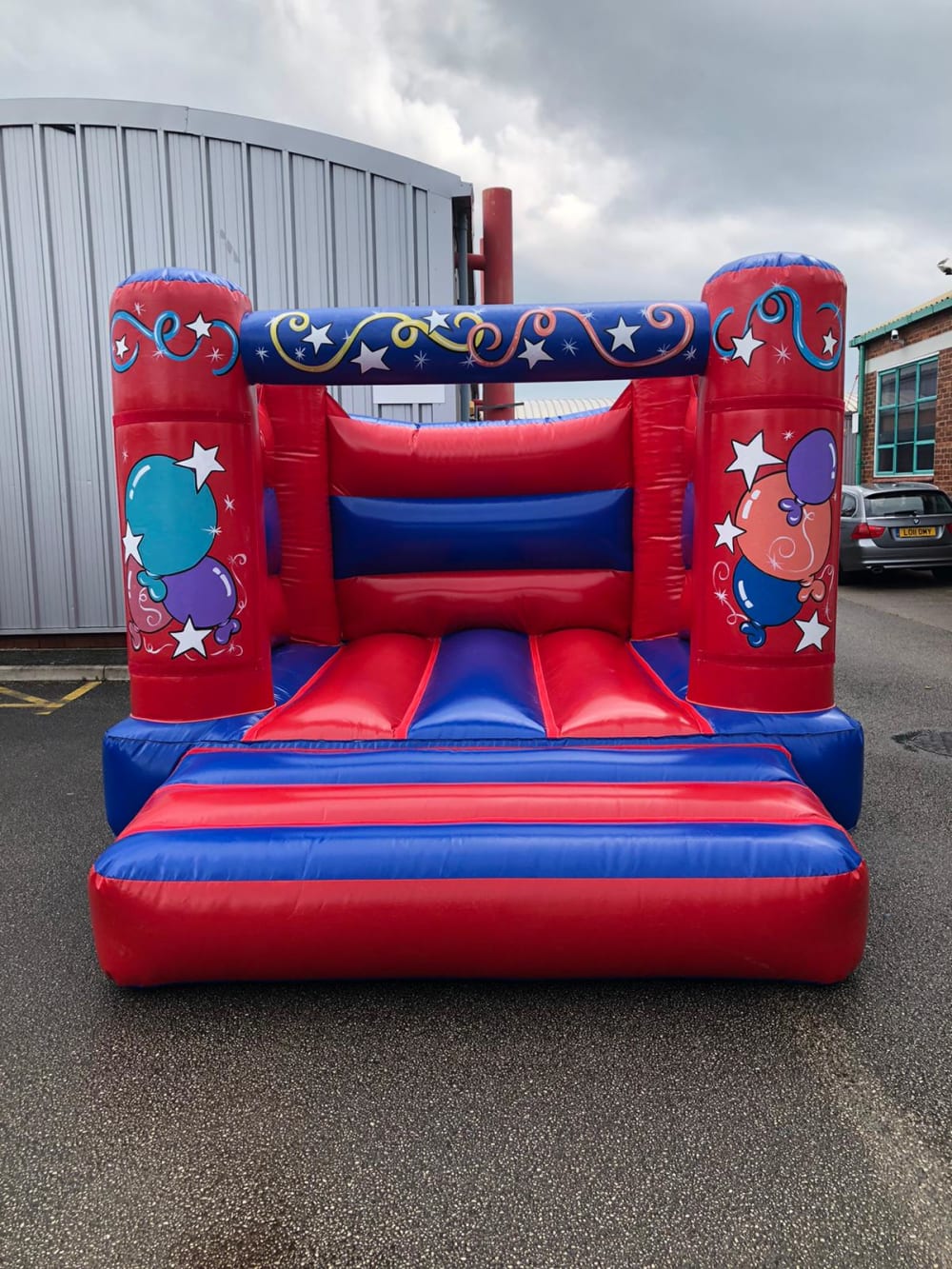 Indoor bouncy castles store