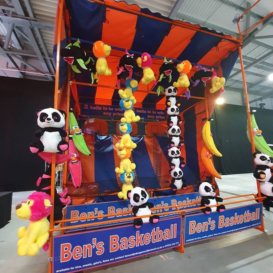 Basketball Shootout Fairground Stalls Funfair Amuts