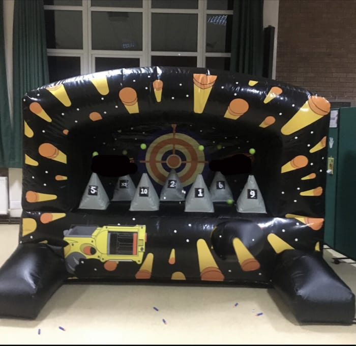 Bouncy Castle Hire in Rutland & Leicestershire | Posh Castles